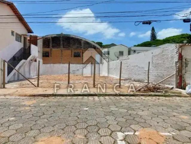 Terreno / Lote para Venda em Jacareí/SP Centro