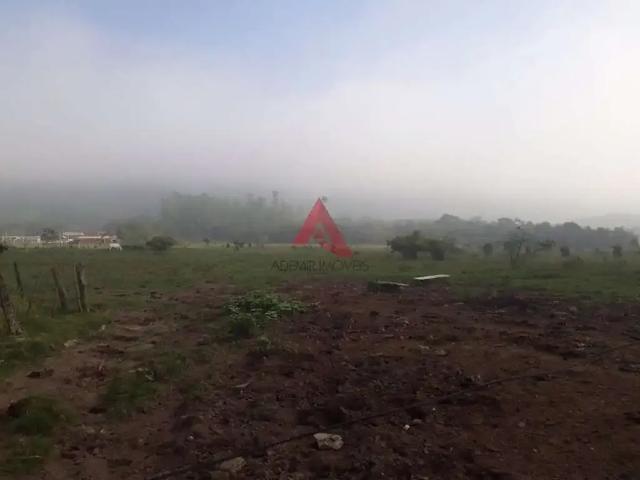 Terreno / Lote para Venda em Jacareí/SP Chácara Itapoã