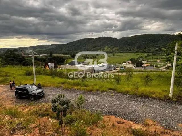 Terreno / Lote para Venda em Jacareí/SP Chácara Itapoã