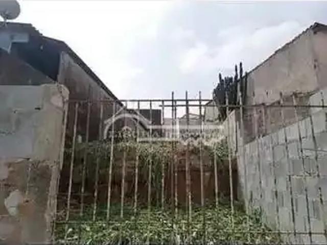 Terreno / Lote para Venda em Jacareí/SP Bandeira Branca