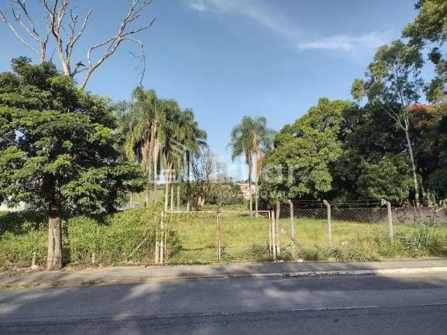 Terreno / Lote para Venda em Jacareí/SP Jardim Califórnia