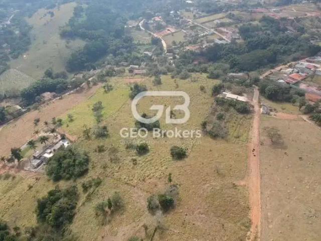 Terreno / Lote para Venda em Jacareí/SP Jardim Colinas
