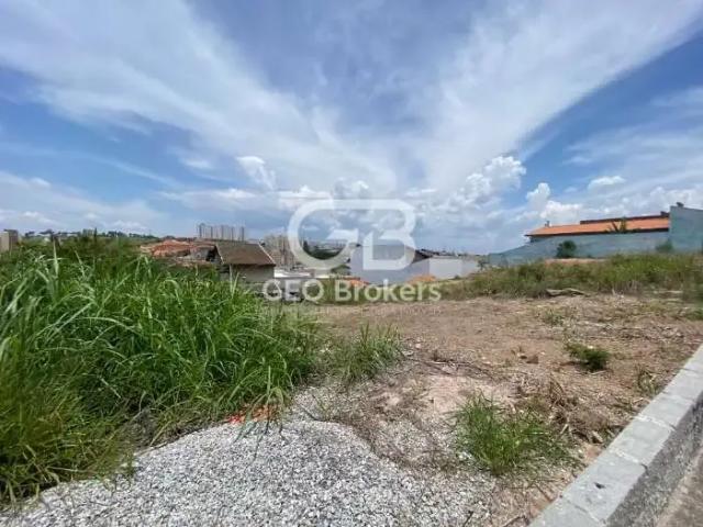 Terreno / Lote para Venda em Jacareí/SP Jardim do Marquês