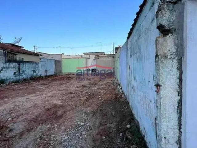 Terreno / Lote para Venda em Jacareí/SP Jardim Emília