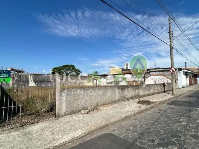 Terreno / Lote para Venda em Jacareí/SP Jardim Jacinto
