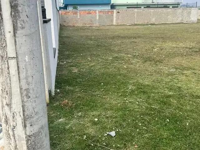 Terreno / Lote para Venda em Jacareí/SP Jardim Jacinto
