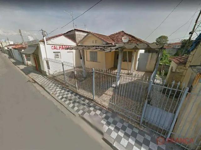 Terreno / Lote para Venda em Jacareí/SP Jardim Paraíba