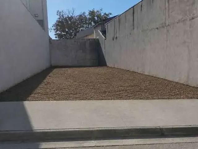 Terreno / Lote para Venda em Jacareí/SP Loteamento Villa Branca
