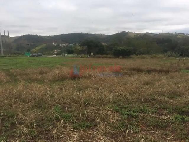 Terreno / Lote para Venda em Jacareí/SP Parateí do Meio