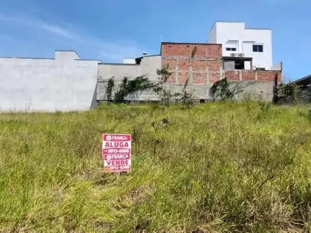 Terreno / Lote para Venda em Jacareí/SP Parque Califórnia