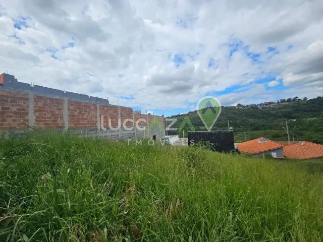 Terreno / Lote para Venda em Jacareí/SP Parque Califórnia