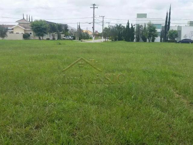 Terreno / Lote para Venda em Jacareí/SP Rio Comprido