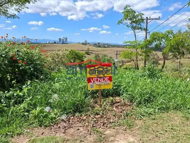 Terreno / Lote para Venda em Jacareí/SP Veraneio Ijal
