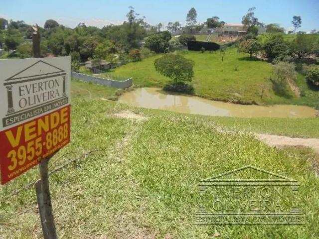 Terreno / Lote para Venda em Jacareí/SP Veraneio Ijal