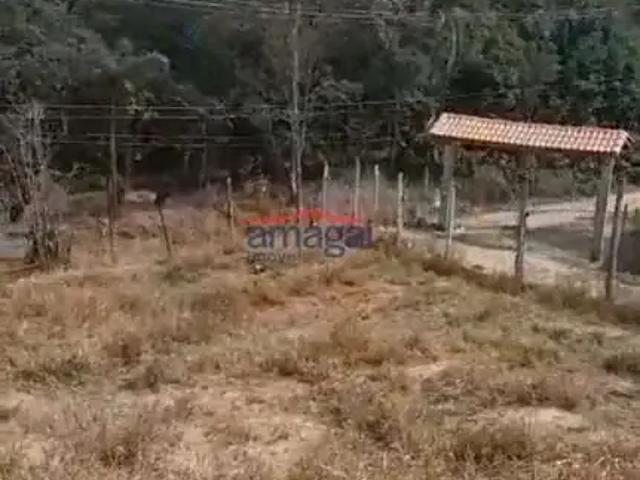 Terreno / Lote para Venda em Jacareí/SP Veraneio Ijal