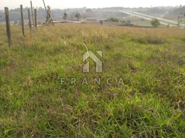 Terreno / Lote para Venda em Jacareí/SP Veraneio Ijal