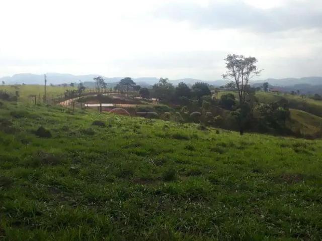 Terreno / Lote para Venda em Jacareí/SP Veraneio Irajá 1 Quartos
