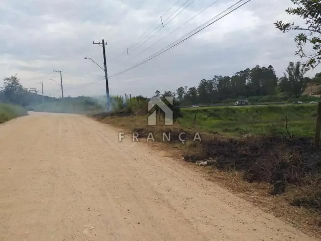 Terreno / Lote para Venda em Jacareí/SP Veraneio Irajá
