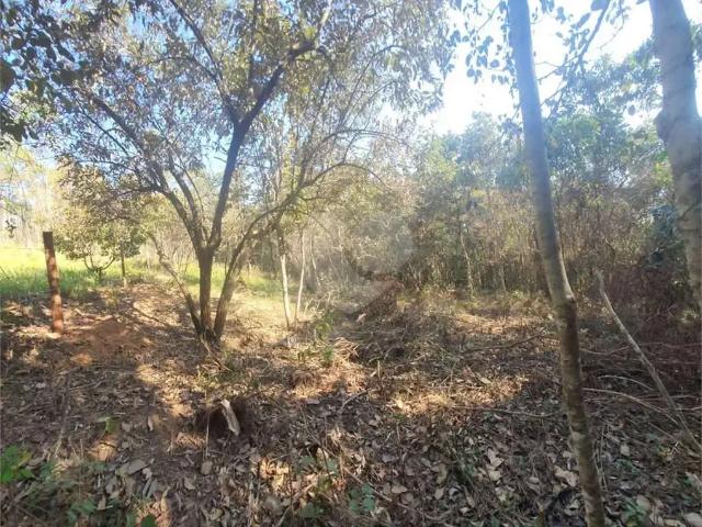 Terreno / Lote para Venda em Jarinu/SP Maracanã