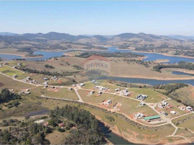 Terreno / Lote para Venda em Joanópolis/SP Centro