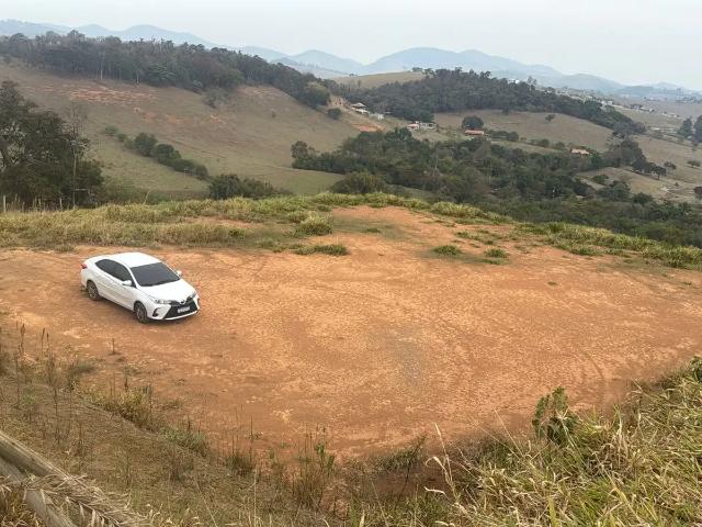Terreno / Lote para Venda em Joanópolis/SP Pedra 11