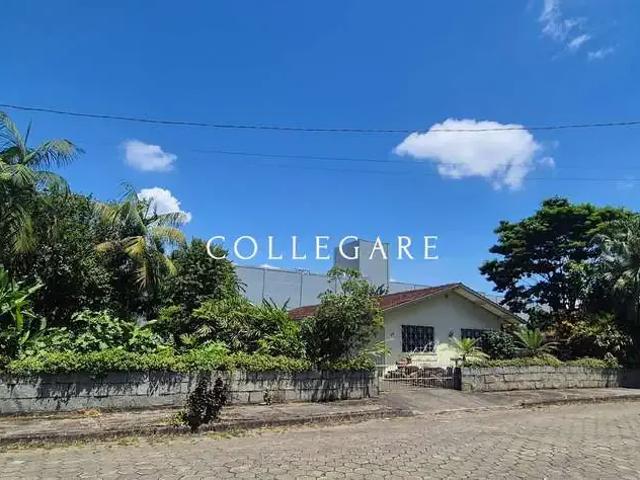 Terreno / Lote para Venda em Joinville/SC América