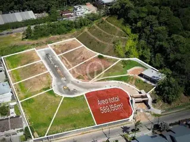 Terreno / Lote para Venda em Joinville/SC América