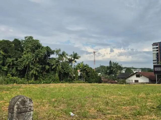 Terreno / Lote para Venda em Joinville/SC Atiradores