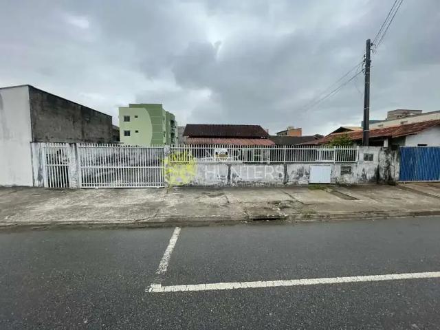 Terreno / Lote para Venda em Joinville/SC Aventureiro