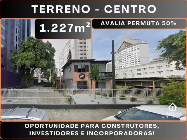 Terreno / Lote para Venda em Joinville/SC Centro