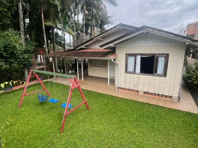 Terreno / Lote para Venda em Joinville/SC Floresta