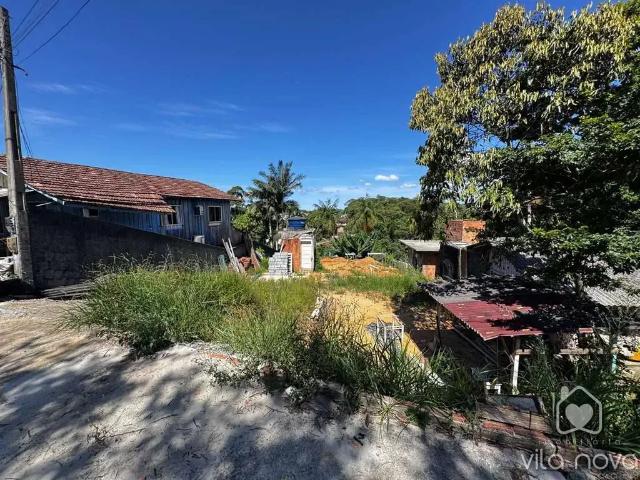 Terreno / Lote para Venda em Joinville/SC Floresta