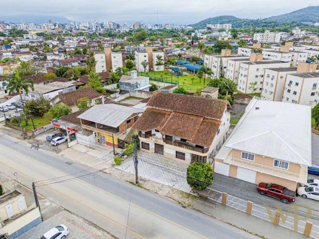 Terreno / Lote para Venda em Joinville/SC Guanabara