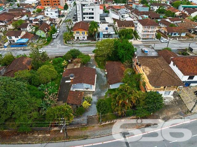 Terreno / Lote para Venda em Joinville/SC Iririú