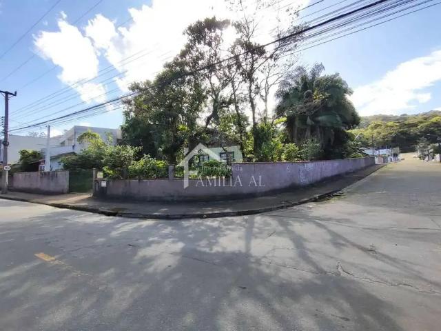 Terreno / Lote para Venda em Joinville/SC Iririú