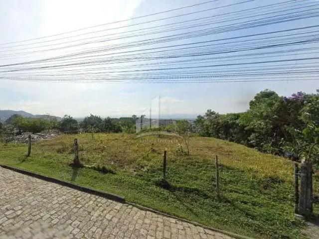 Terreno / Lote para Venda em Joinville/SC Iririú
