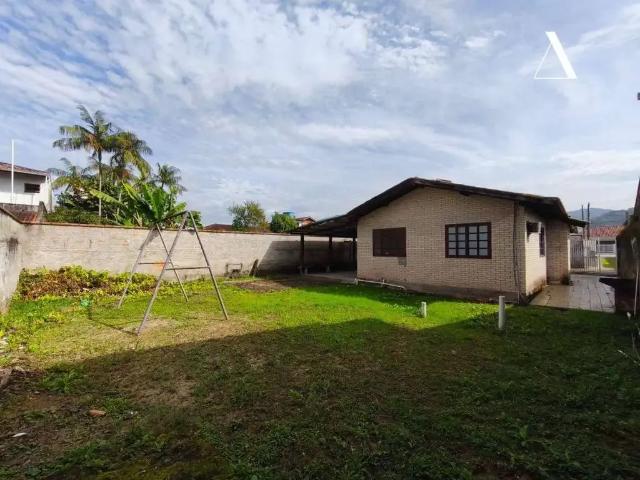 Terreno / Lote para Venda em Joinville/SC Iririú