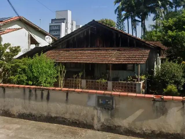 Terreno / Lote para Venda em Joinville/SC Iririú