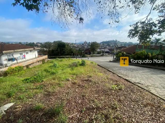Terreno / Lote para Venda em Joinville/SC Itaum