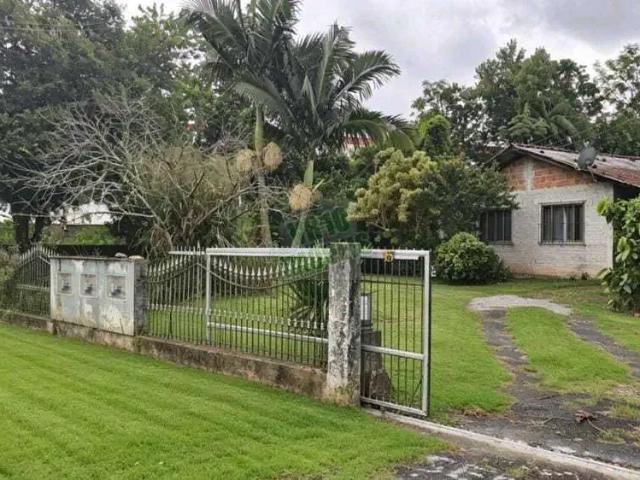 Terreno / Lote para Venda em Joinville/SC Itaum