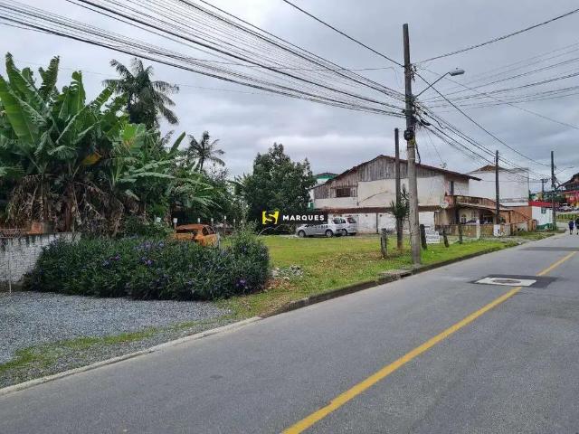 Terreno / Lote para Venda em Joinville/SC Itaum