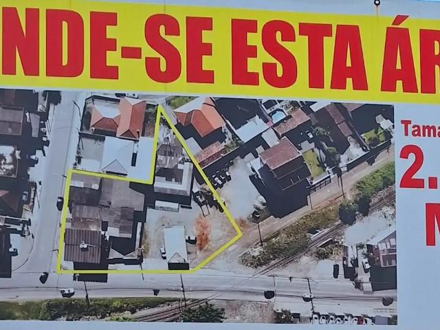 Terreno / Lote para Venda em Joinville/SC Itaum