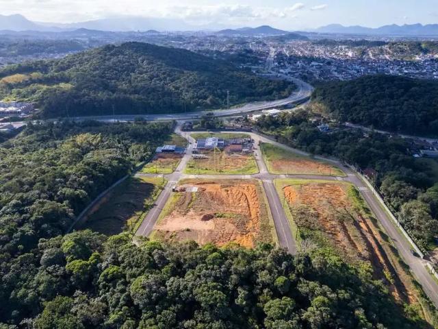 Terreno / Lote para Venda em Joinville/SC Itinga