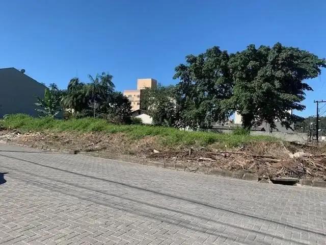 Terreno / Lote para Venda em Joinville/SC Nova Brasília