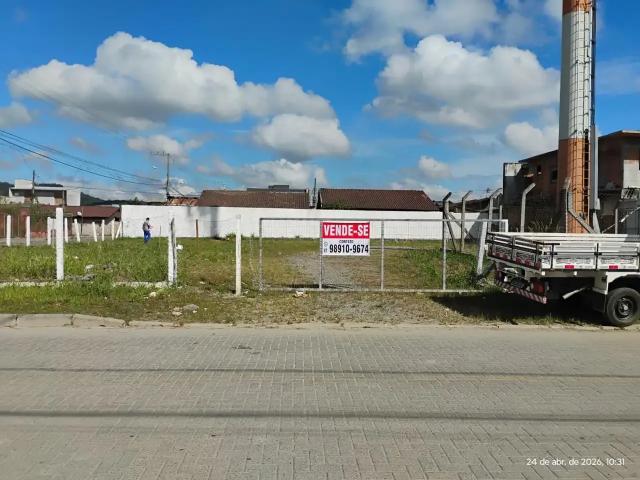 Terreno / Lote para Venda em Joinville/SC Paranaguamirim