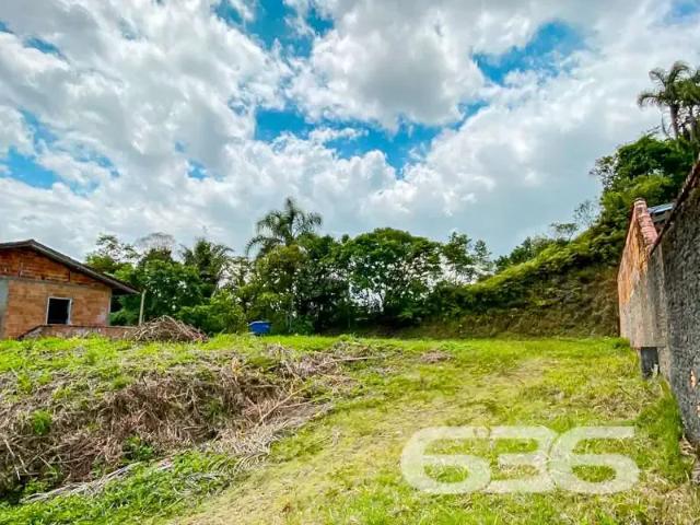 Terreno / Lote para Venda em Joinville/SC Petrópolis