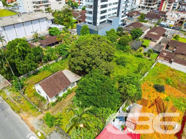 Terreno / Lote para Venda em Joinville/SC Saguaçu