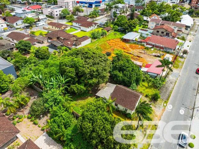 Terreno / Lote para Venda em Joinville/SC Saguaçu