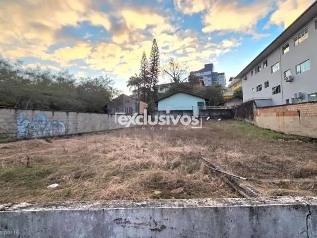 Terreno / Lote para Venda em Joinville/SC Saguaçu