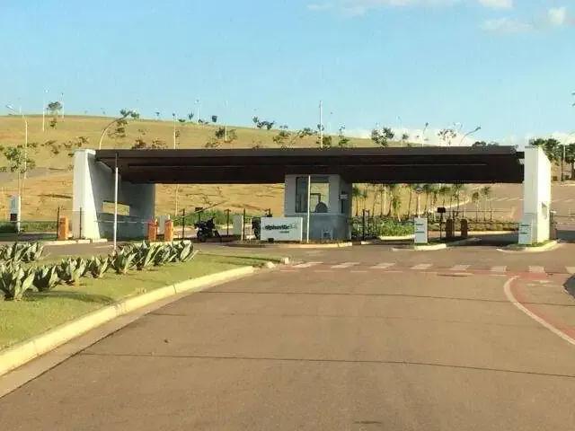 Terreno / Lote para Venda em Jundiaí/SP Castanho